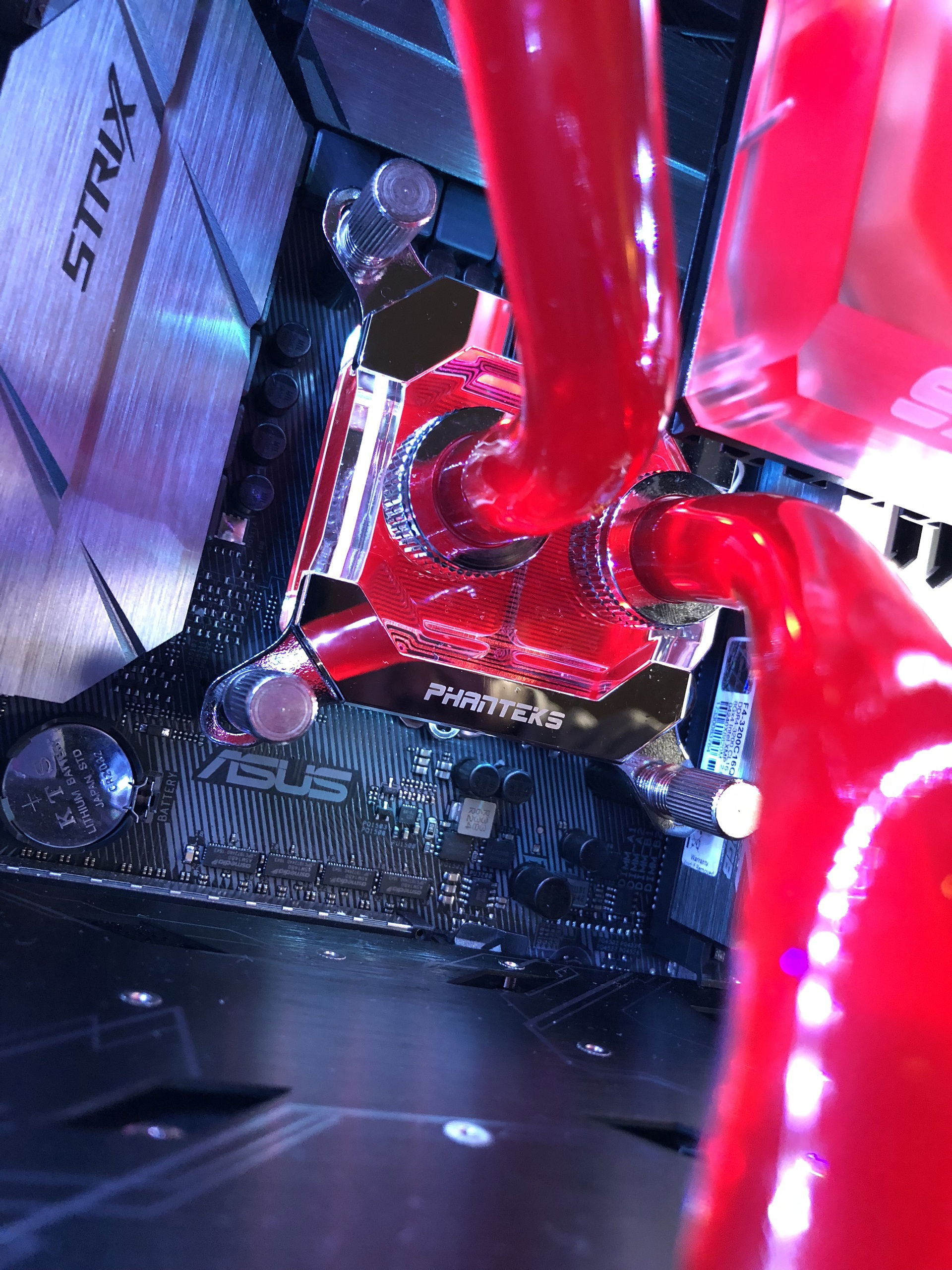 Red Tesseract » builds.gg