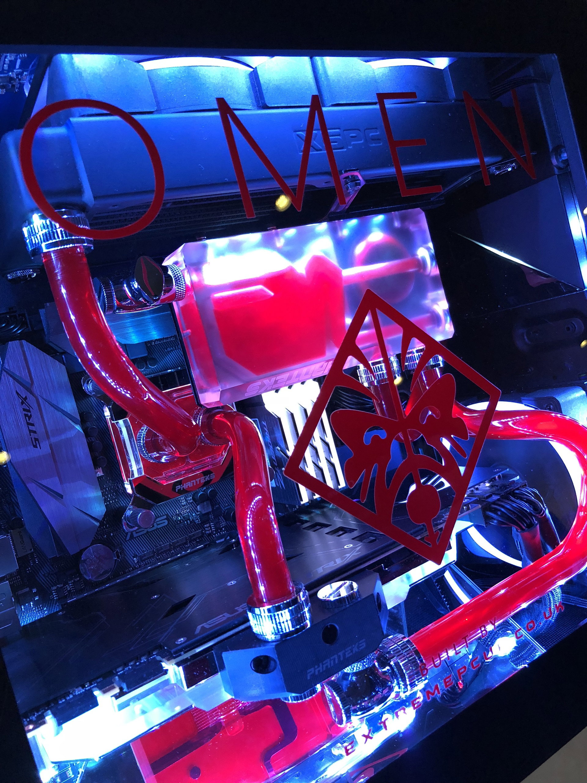 Red Tesseract » builds.gg