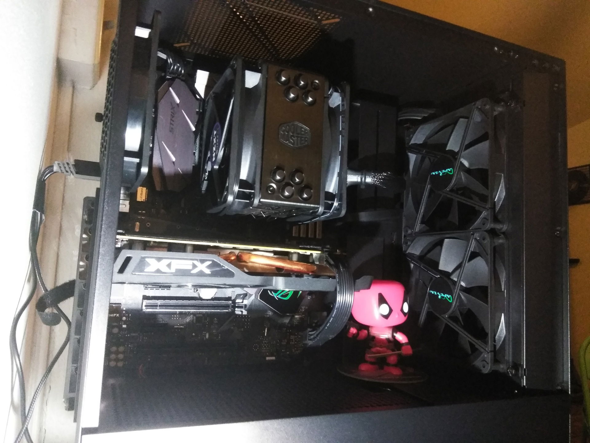 Pure Black Anti-RGB » builds.gg