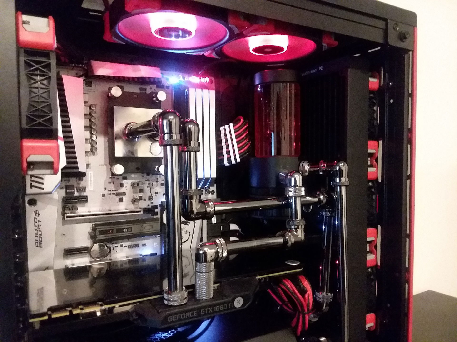 Chrome Tubing Custom Loop » builds.gg