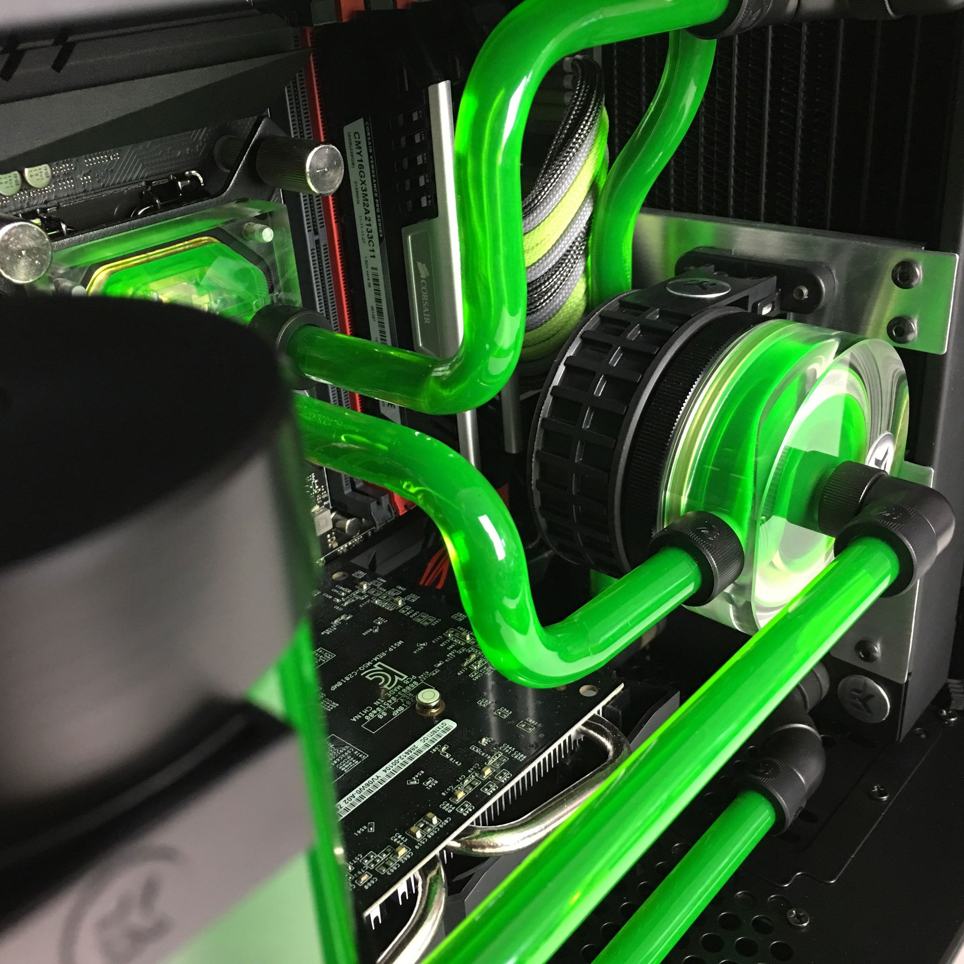 Build siliconart002 - Streaming PC, with full custom cables. » builds.gg