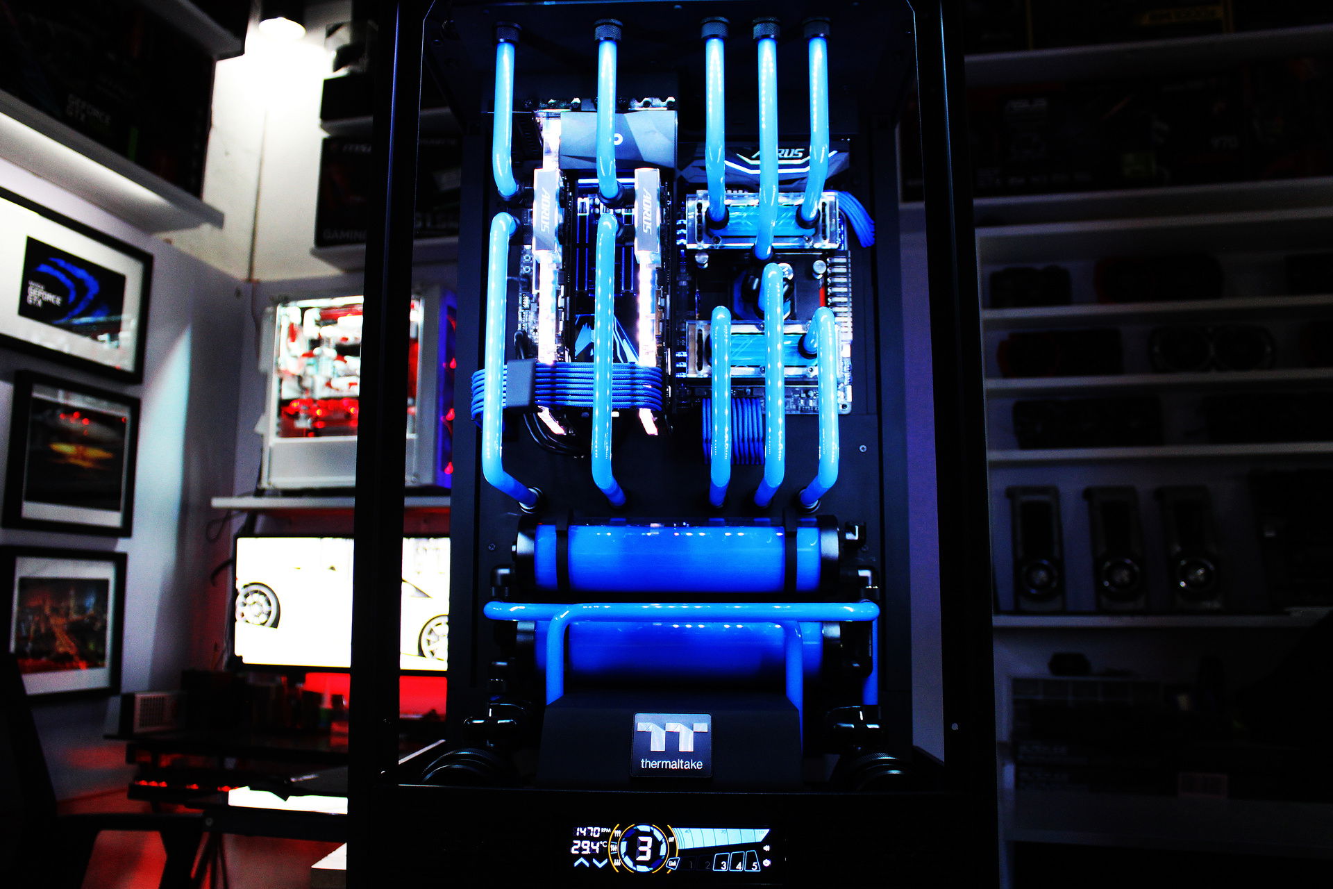 Custom Pc Build #36 " Behemoth " Thermaltake Tower 900 Build Bound to ...
