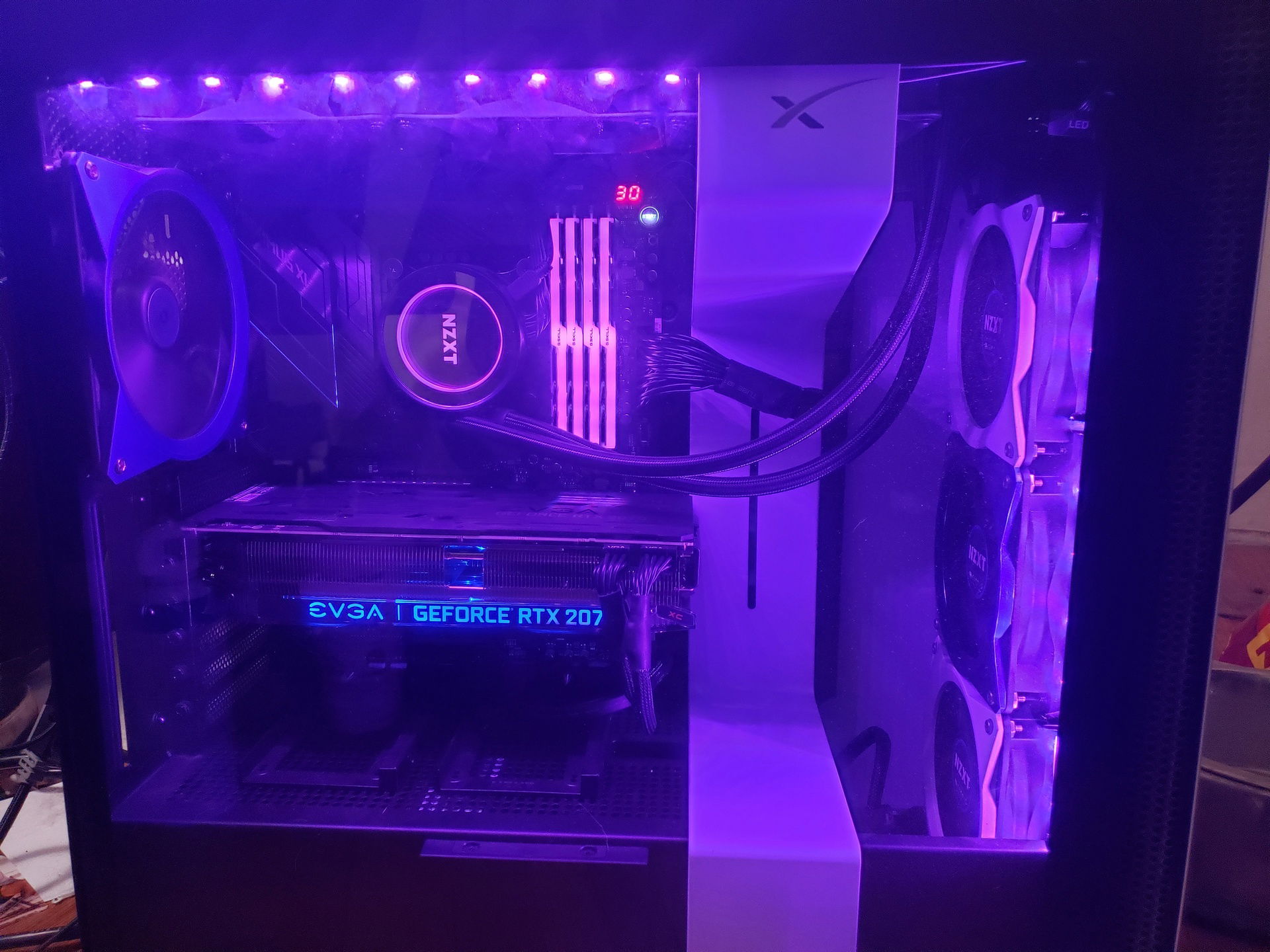 White and Purple Build » builds.gg