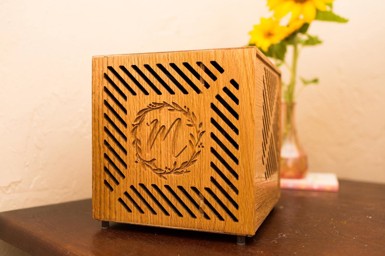 Custom Built Oak Wooden NAS Build » builds.gg
