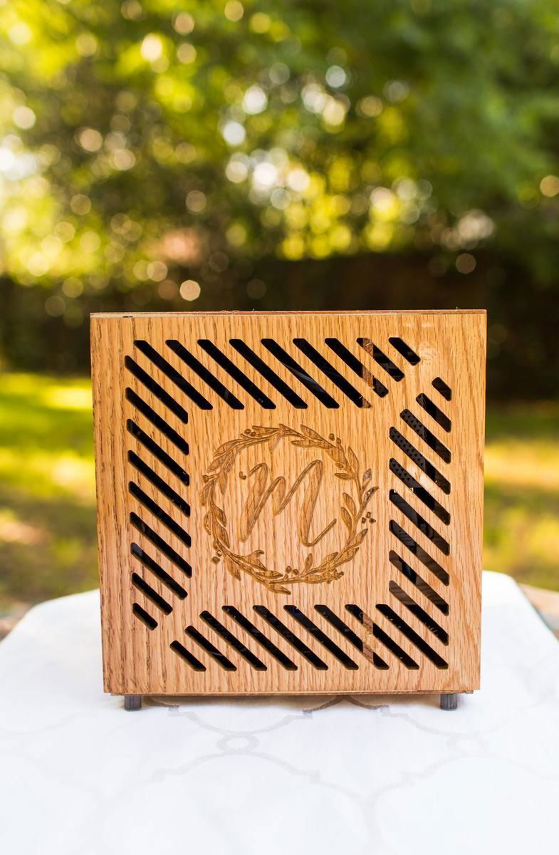 Custom Built Oak Wooden NAS Build » builds.gg