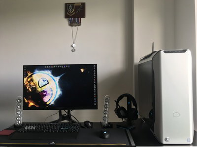 Lian Li O11 XL, custom loop, front distro plate, black & yellow » builds.gg