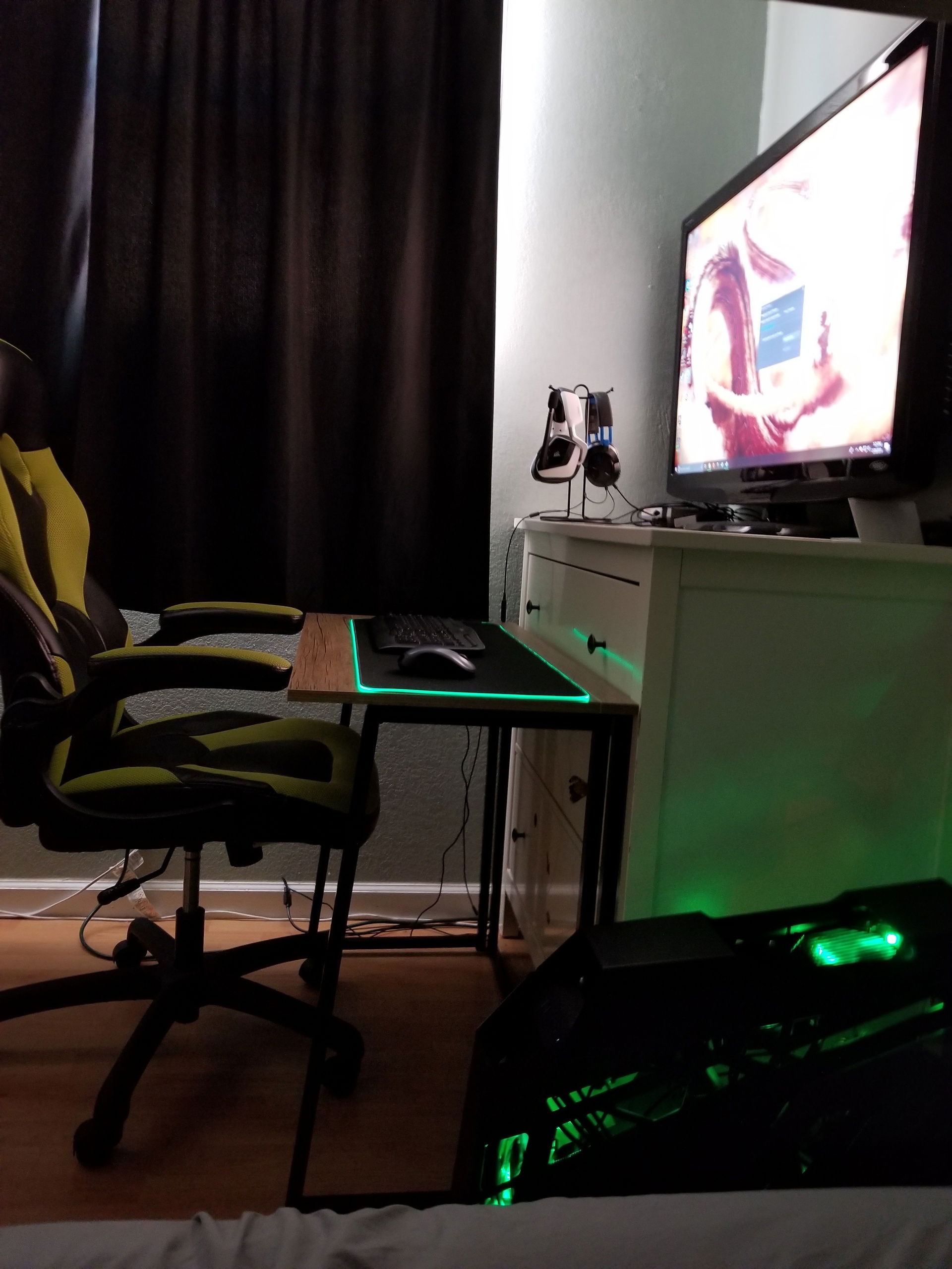 Black and green ultimate gaming PC » builds.gg