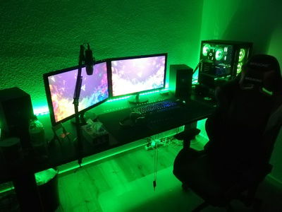 Custom Wall PC » builds.gg