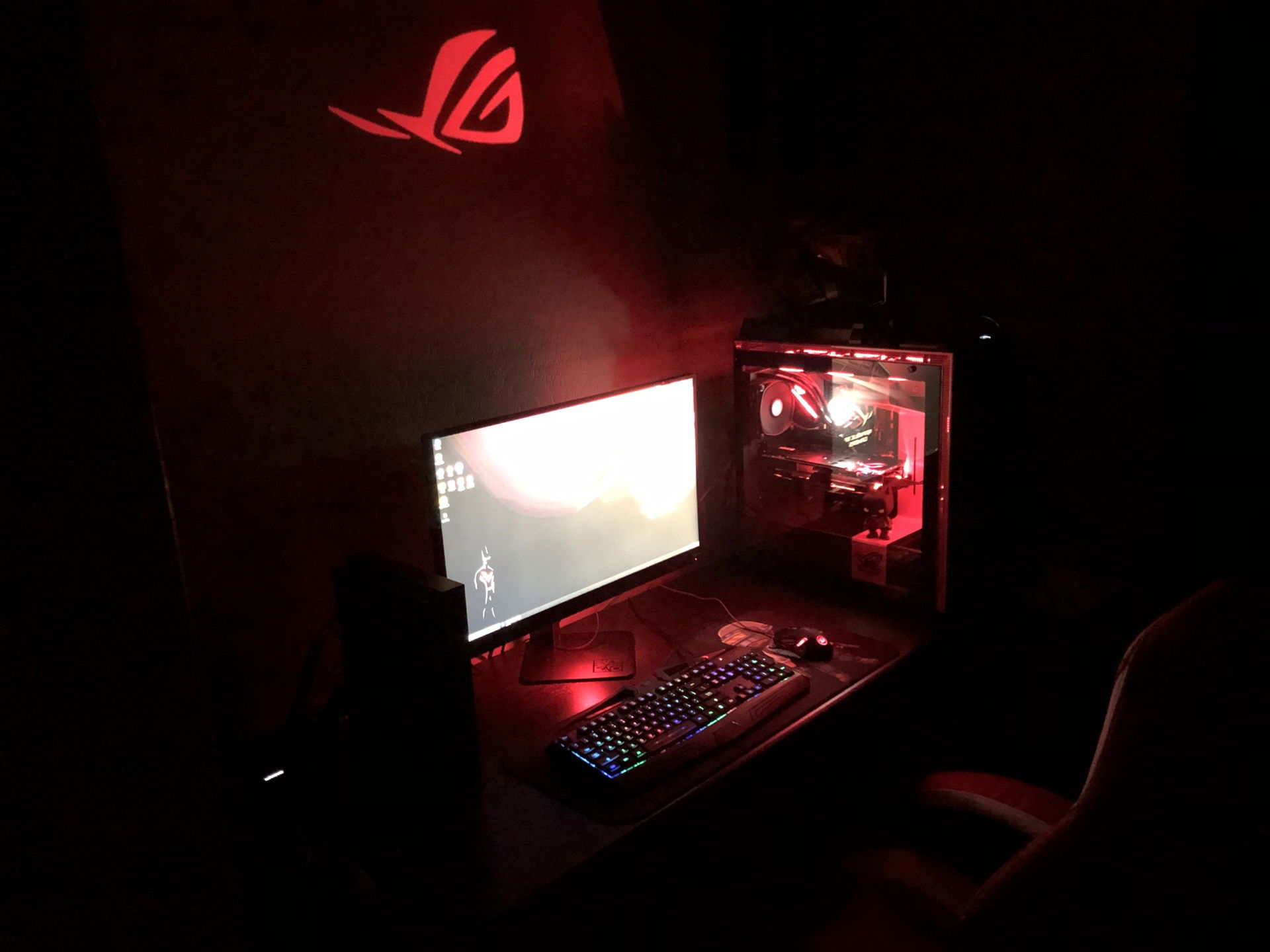 High End Gaming Black/Red » builds.gg