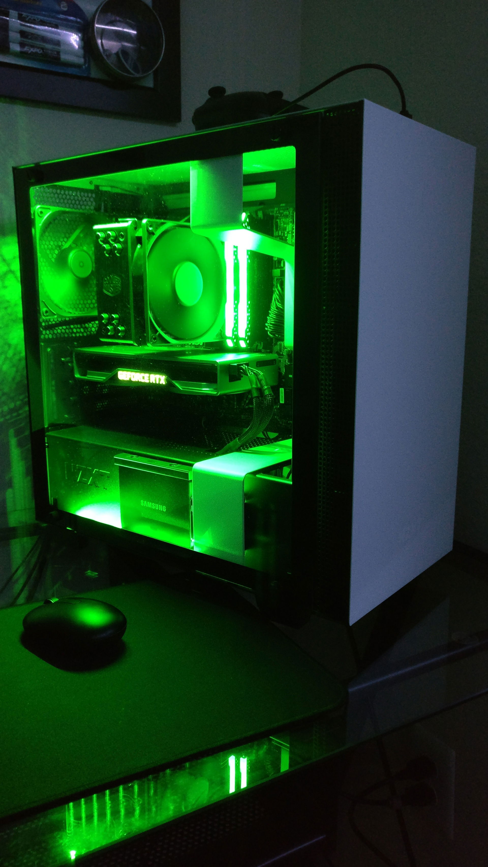 Black, White, and RGB » builds.gg