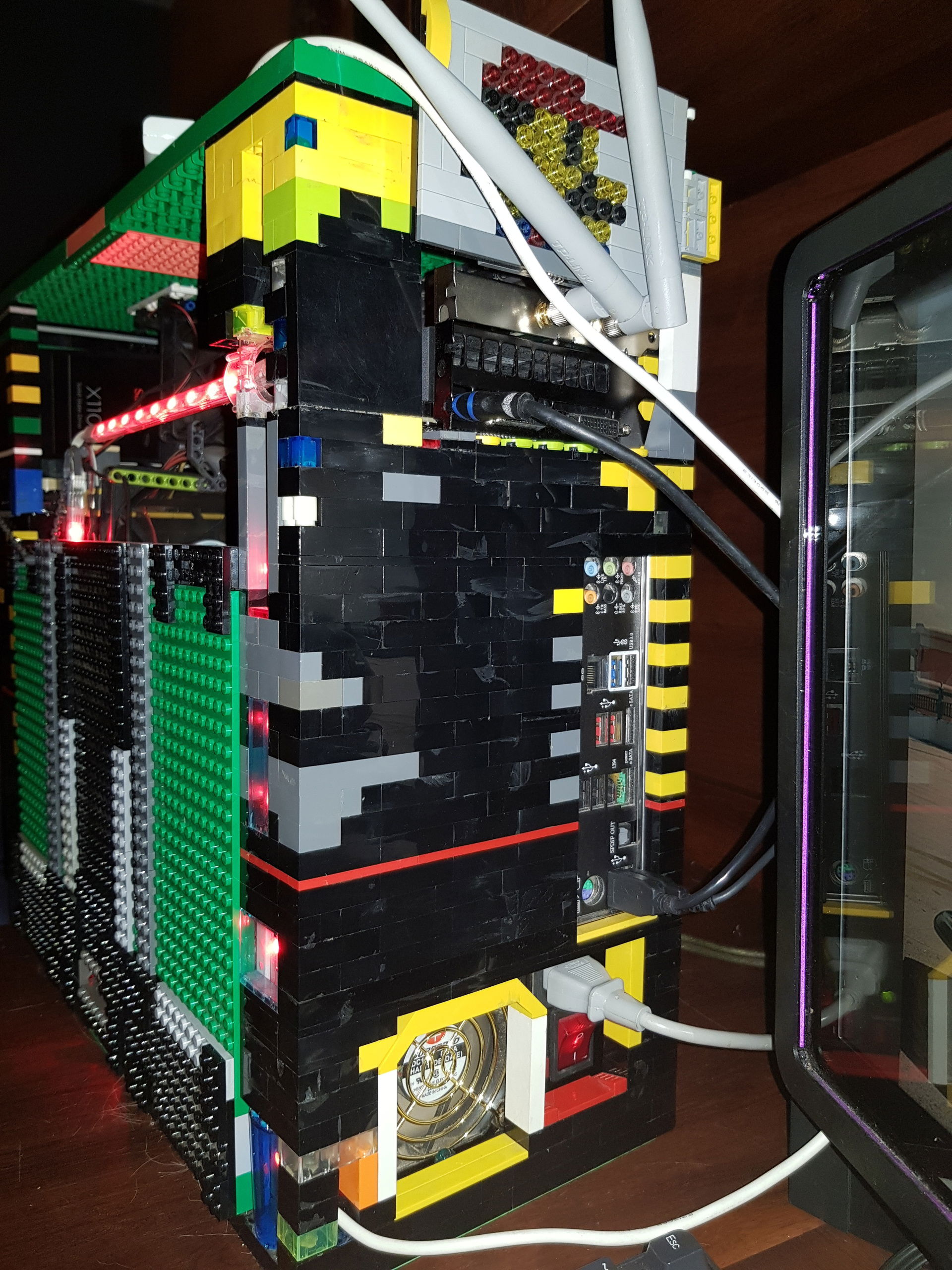 100% Authentic Lego Gaming, Video editing & Programing Desktop » builds.gg