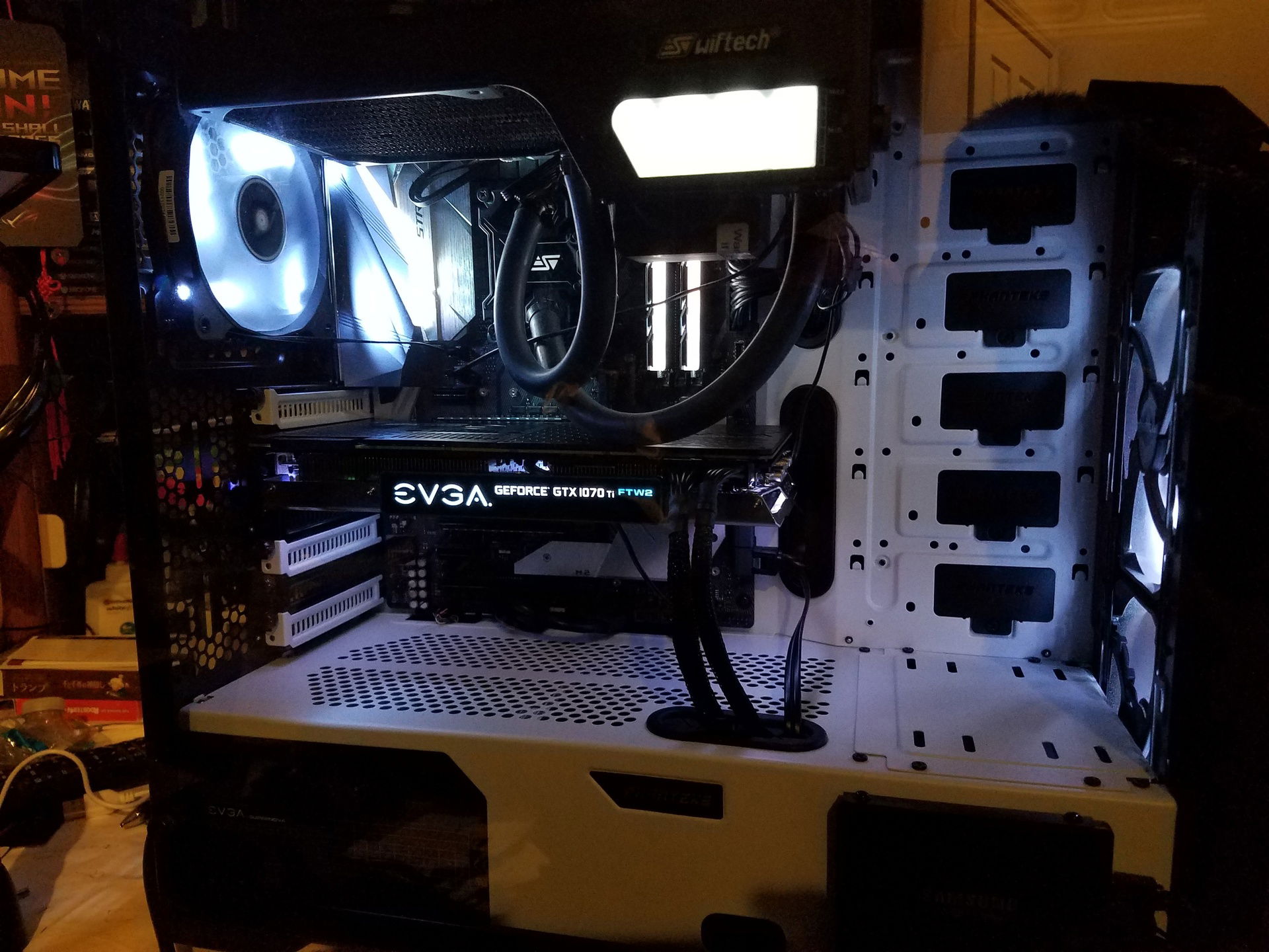 Monochrome » builds.gg